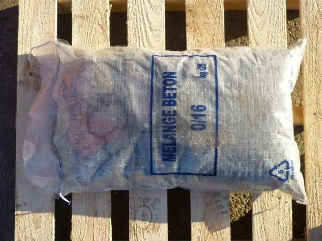 Sand 0 - 16 mm natur 25 kg kaufen | Globus Baumarkt