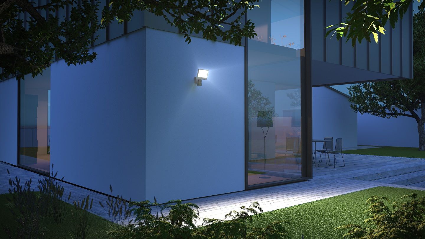 Steinel Strahler XLED CAM1 S Anthrazit mit Bewegungsmelder und Kamera ...